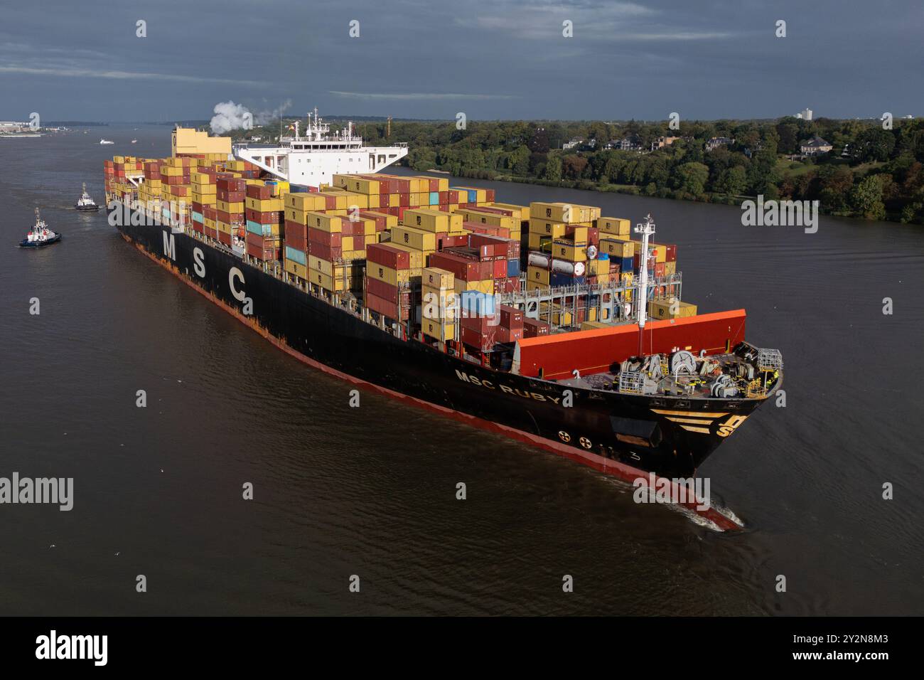 Containership MSC RUBY arrives at the port of Hamburg Stock Photo - Alamy
