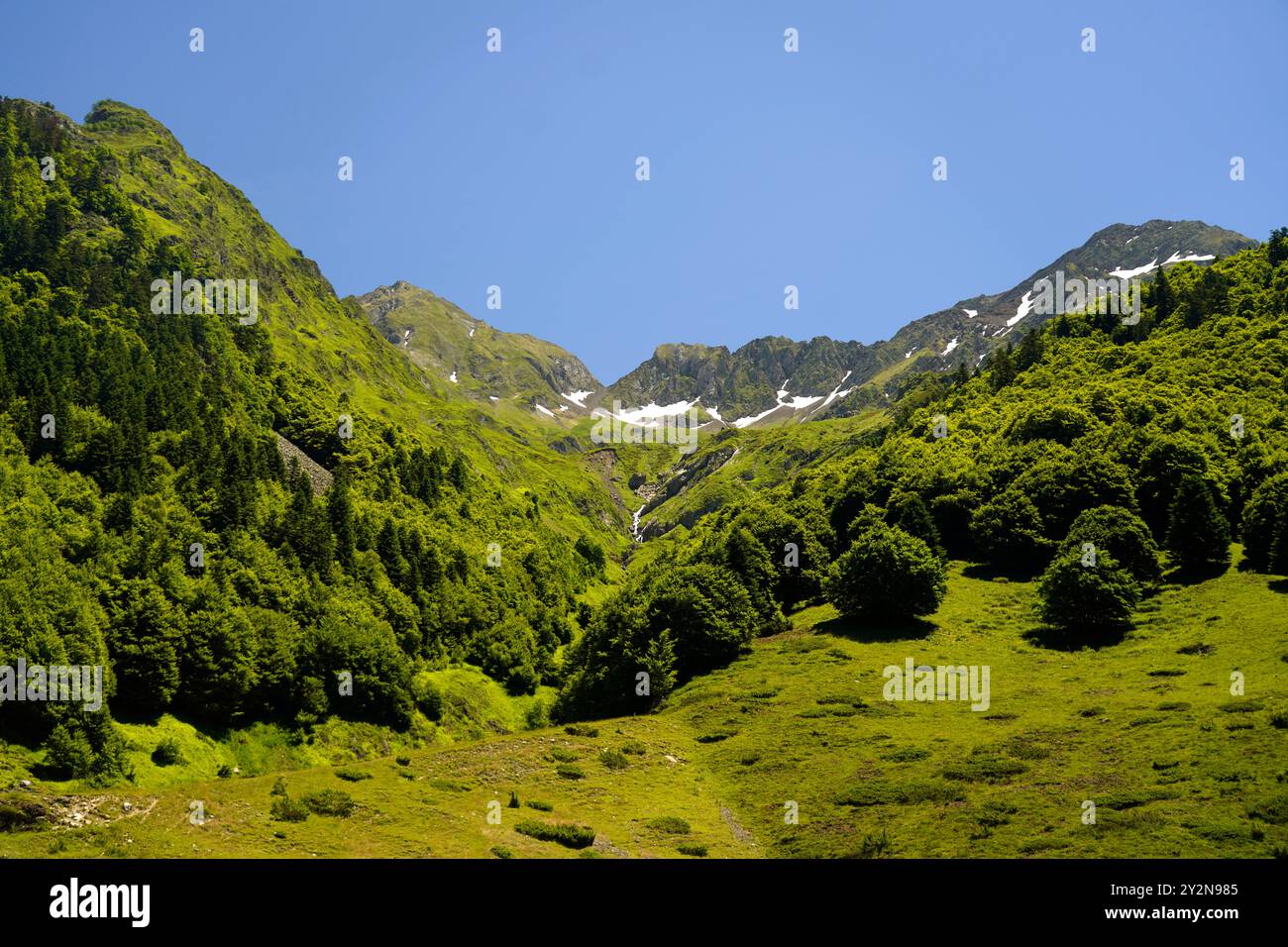 Laruns hi-res stock photography and images - Alamy