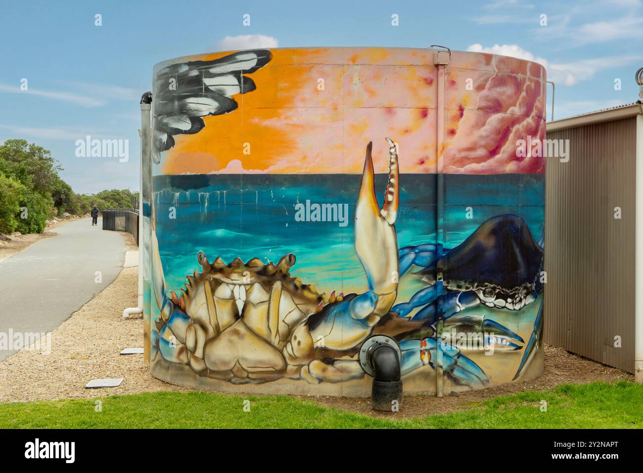 Blue Manna Crab Water Tank Art, Semaphore Beach, South Australia ...