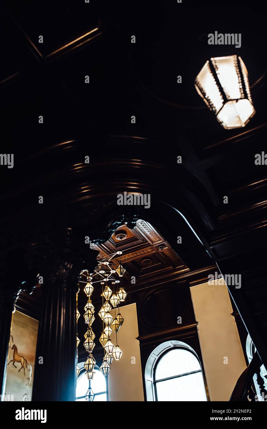 Columns stairs palace library hi-res stock photography and images - Alamy