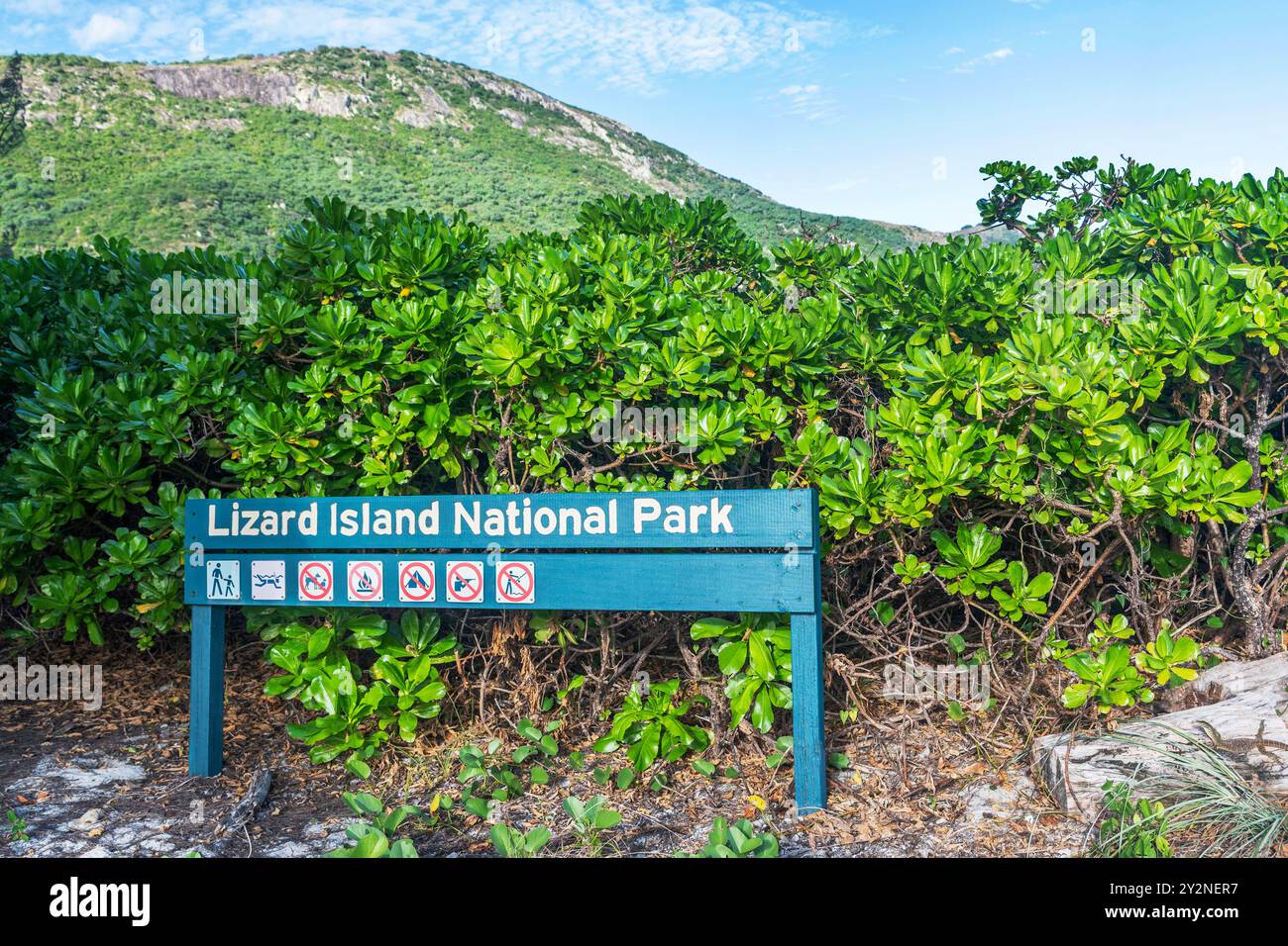 Signboard informing of Lizard Island National Park. Lizard Island is ...