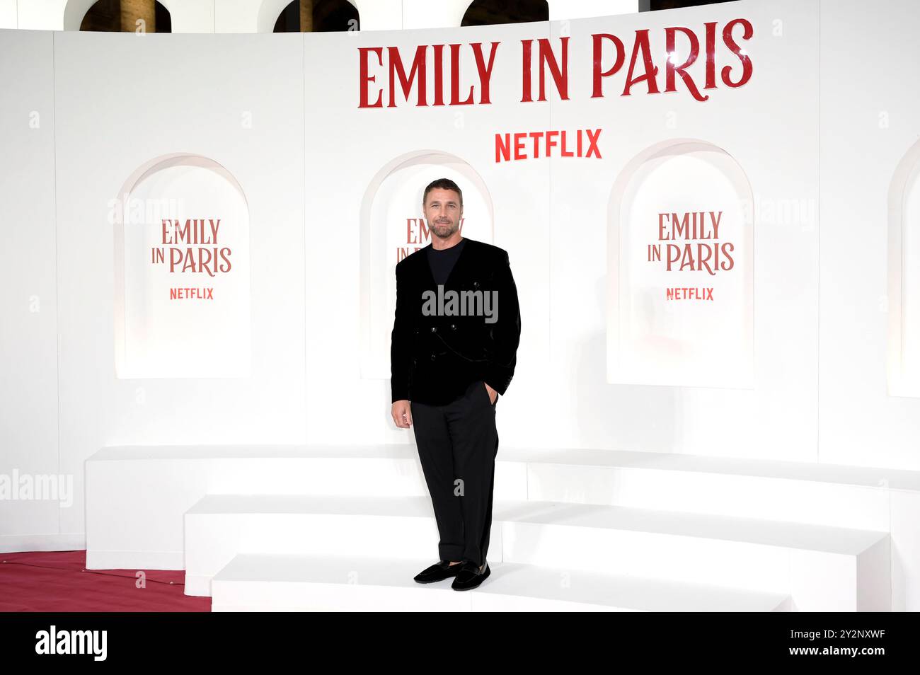 Raoul Bova bei der Premiere der 4. Staffel der Netflix Serie 'Emily in ...