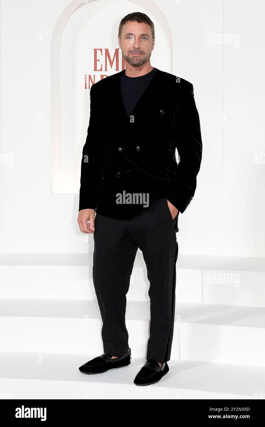 Raoul Bova bei der Premiere der 4. Staffel der Netflix Serie 'Emily in ...