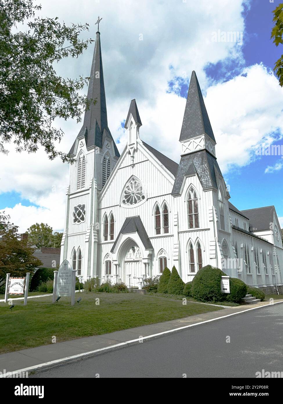 A late summer 2024 pic of the Bedford Presbyterian Church in Bedford ...