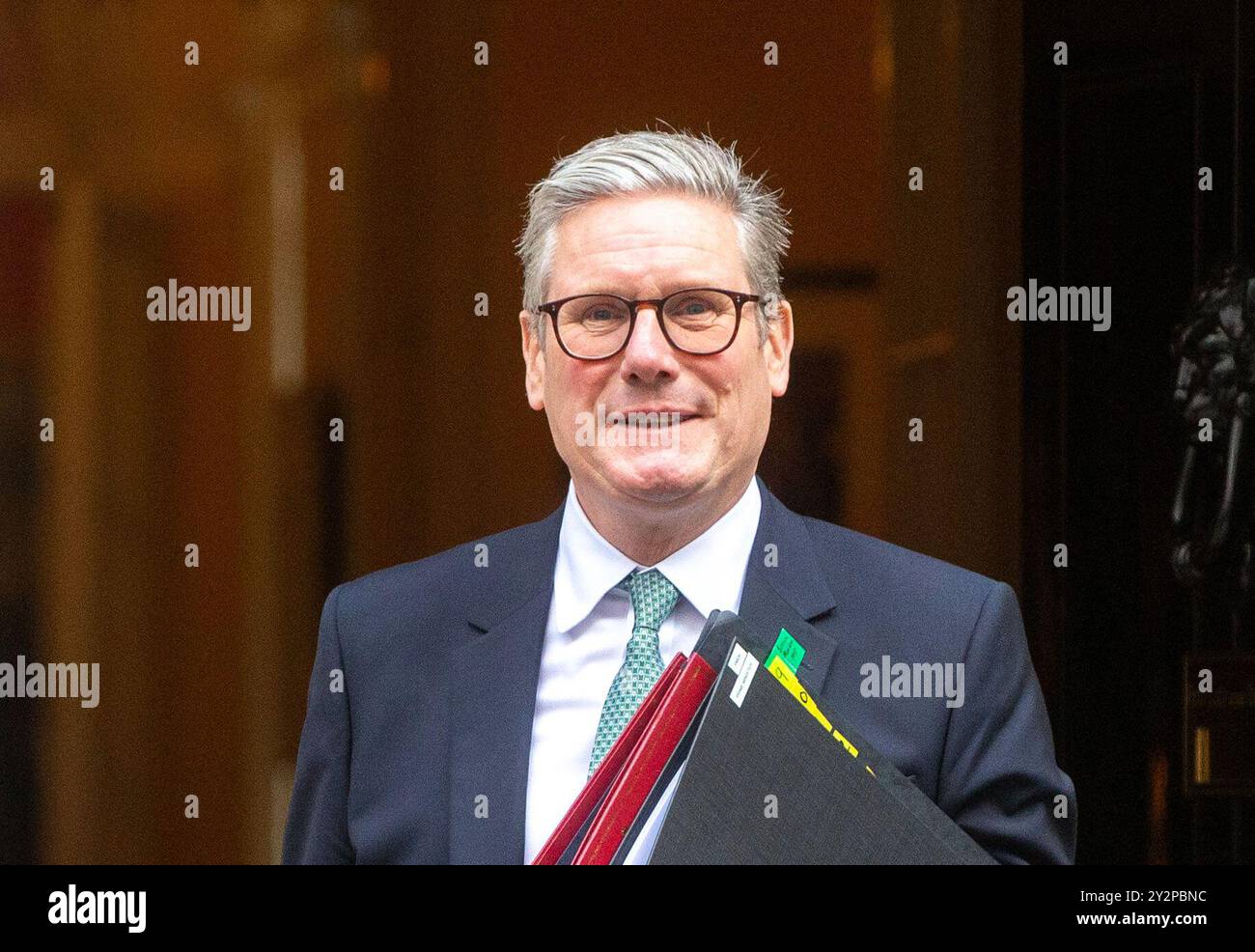 Keir starmer 2024 smile hi-res stock photography and images - Alamy
