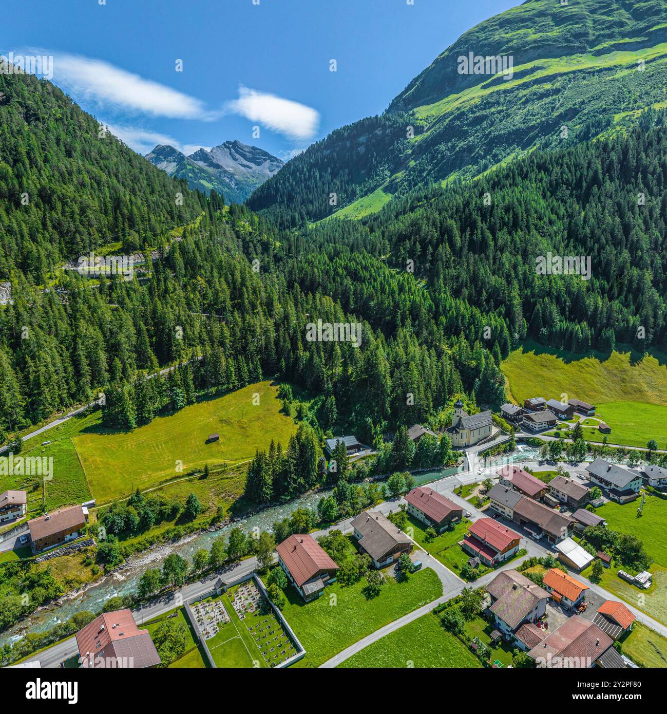 The holiday resort of Steeg in the Tyrolean Lech Valley from above ...