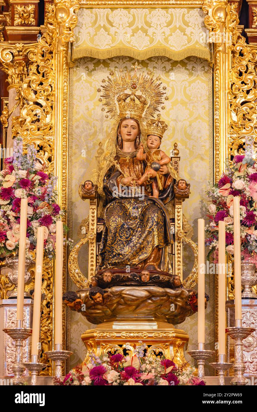 Image of Virgin Mary in her altar Stock Photo - Alamy