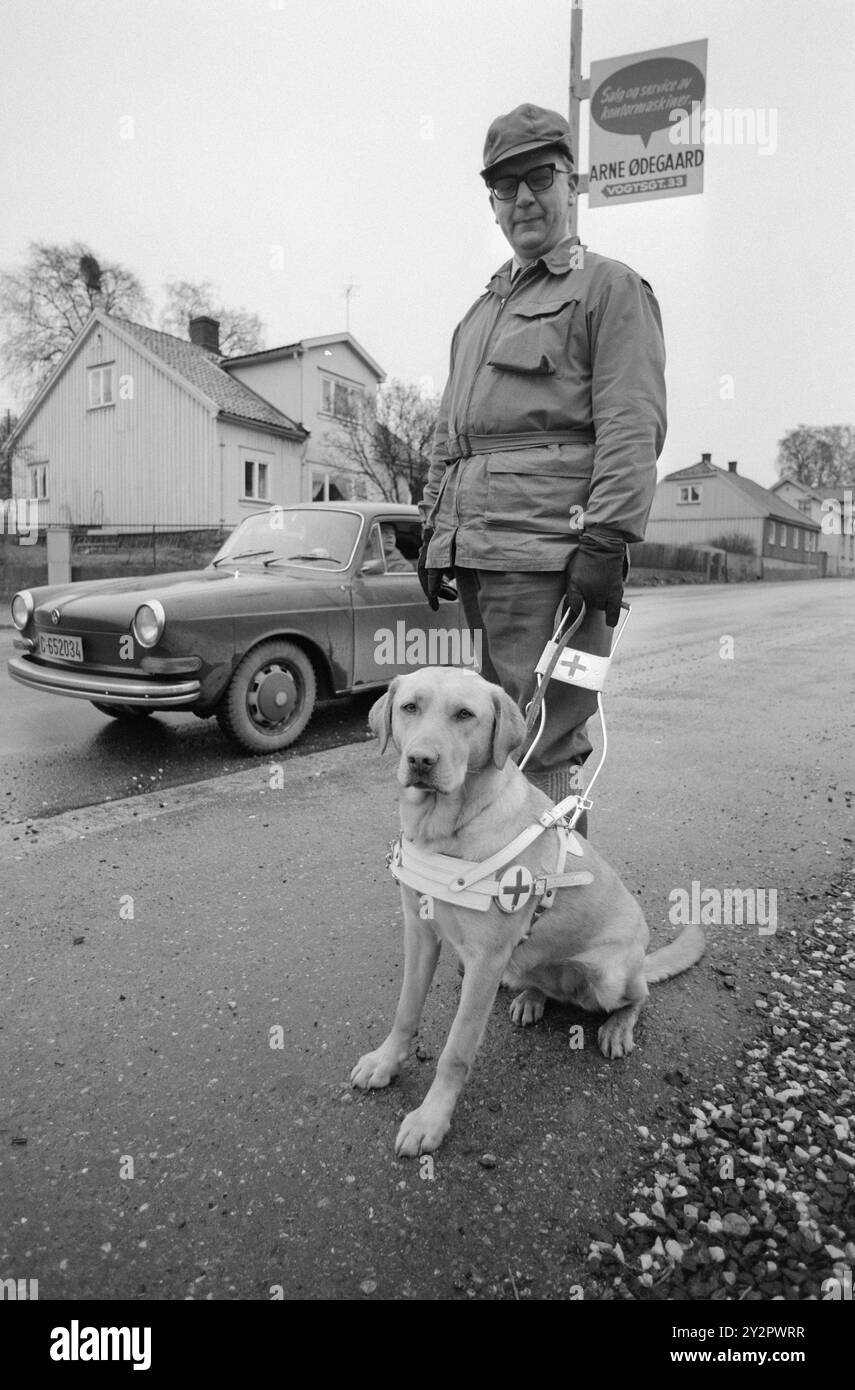 Current 50-7-1970 : A school for the blind and his dog. The Norwegian ...