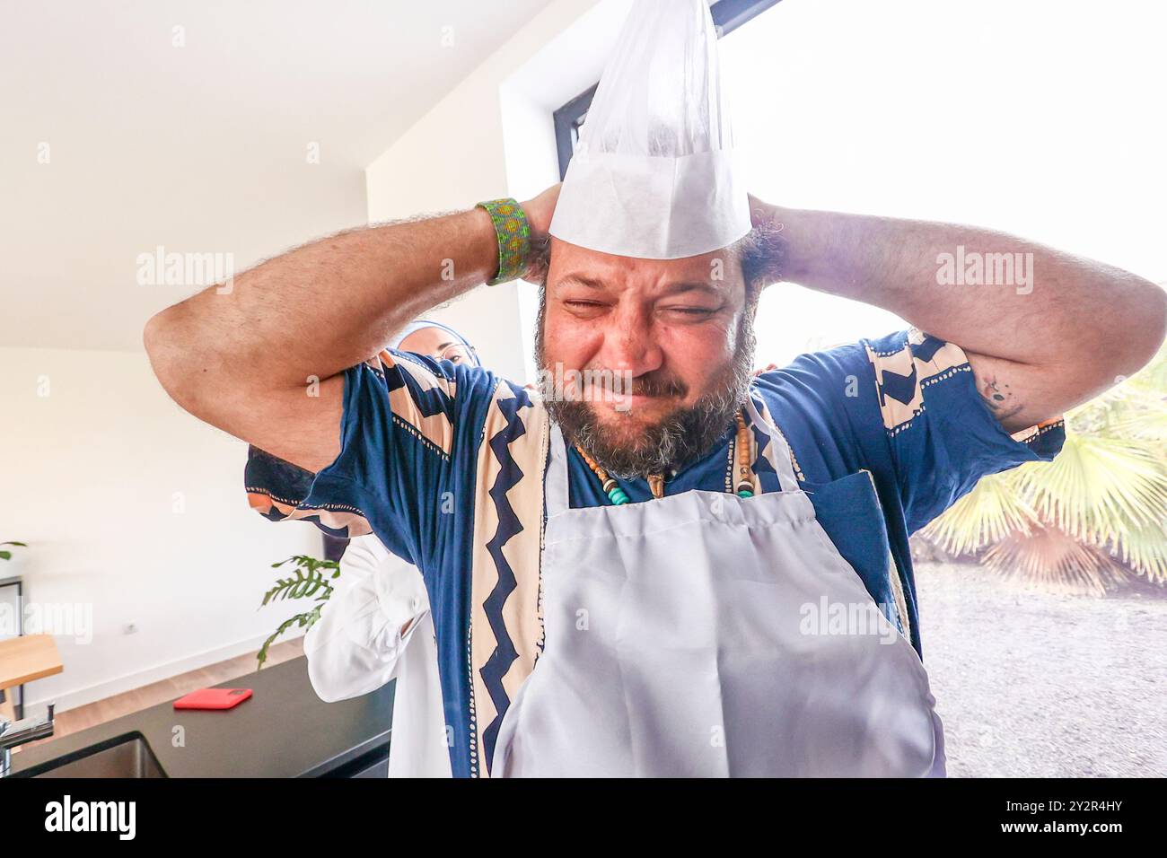 Stressed chefs in kitchen hi-res stock photography and images - Alamy