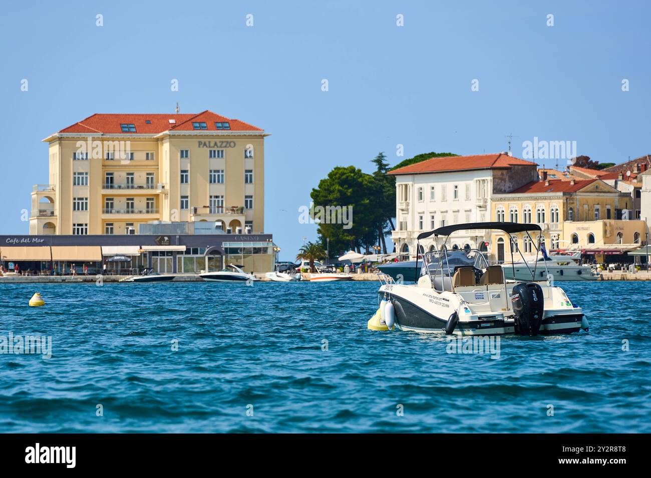 Bootfahren im sommer hi-res stock photography and images - Alamy