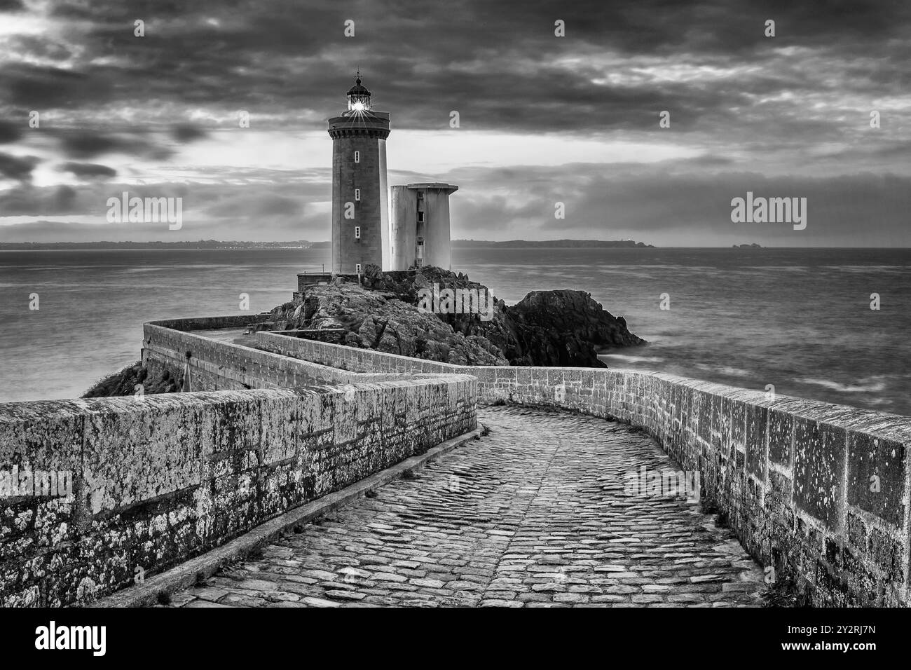 Lighthouse in bretagne Black and White Stock Photos & Images - Alamy