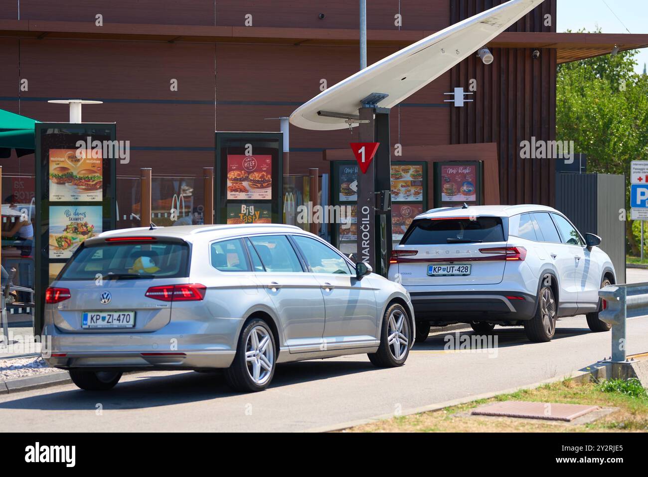 Mcdrive schalter hi-res stock photography and images - Alamy