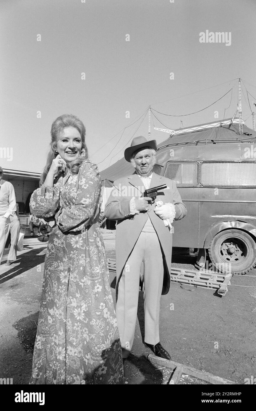 Amanda blake hi-res stock photography and images - Alamy