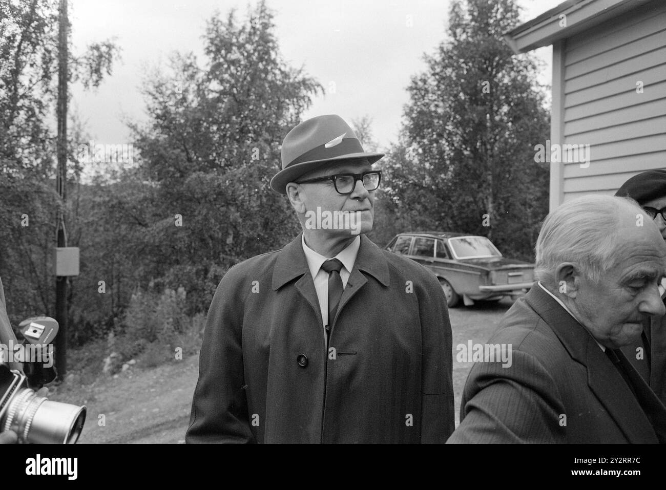 Actual 35 - 8 - 1971: With the king in borderlandThe garrison in Sør ...