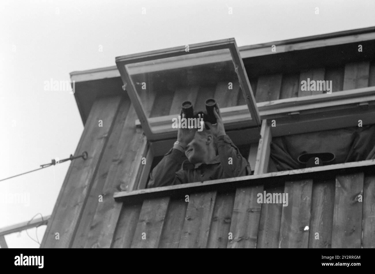 Actual 35 - 8 - 1971: With the king in borderlandThe garrison in Sør ...