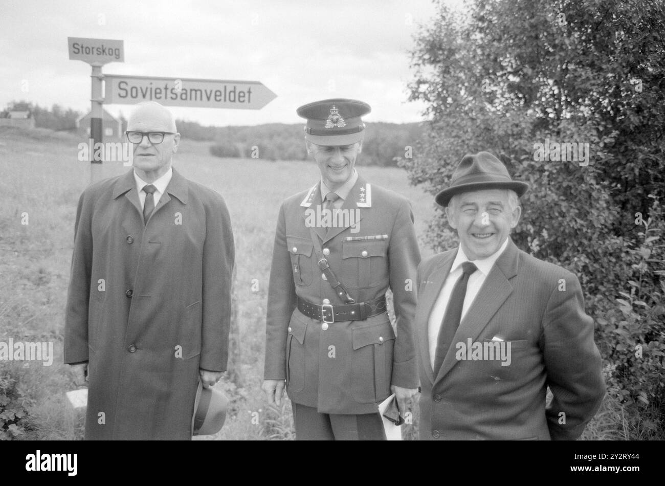 Actual 35 - 8 - 1971: With the king in borderlandThe garrison in Sør ...