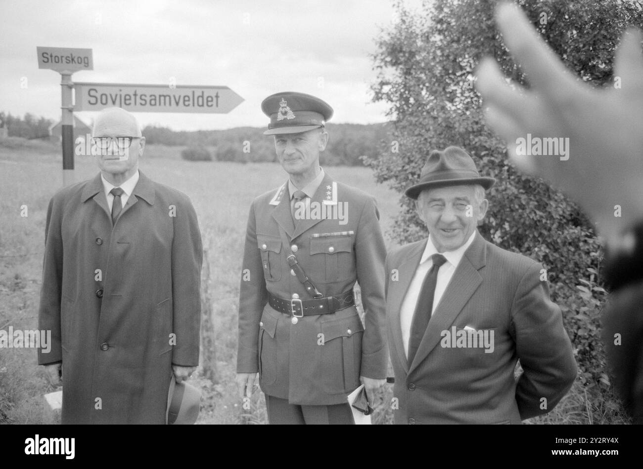 Actual 35 - 8 - 1971: With the king in borderlandThe garrison in Sør ...