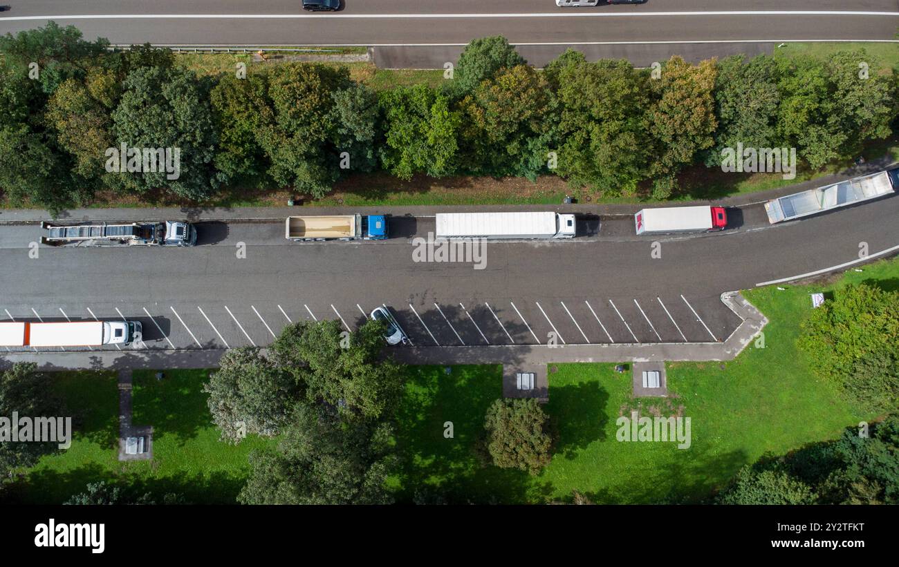 Autobahnrast hi-res stock photography and images - Alamy