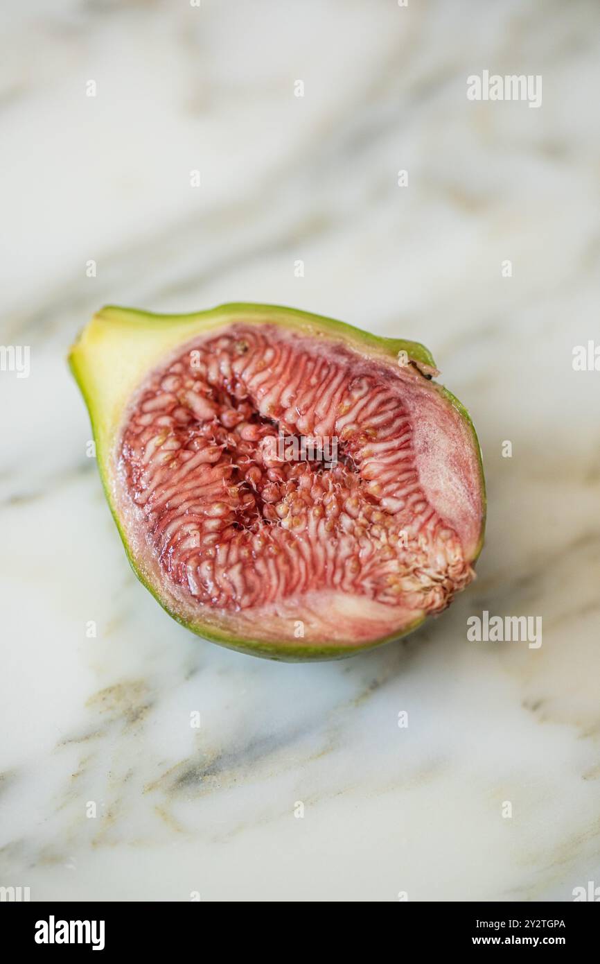 Single marble hi-res stock photography and images - Alamy