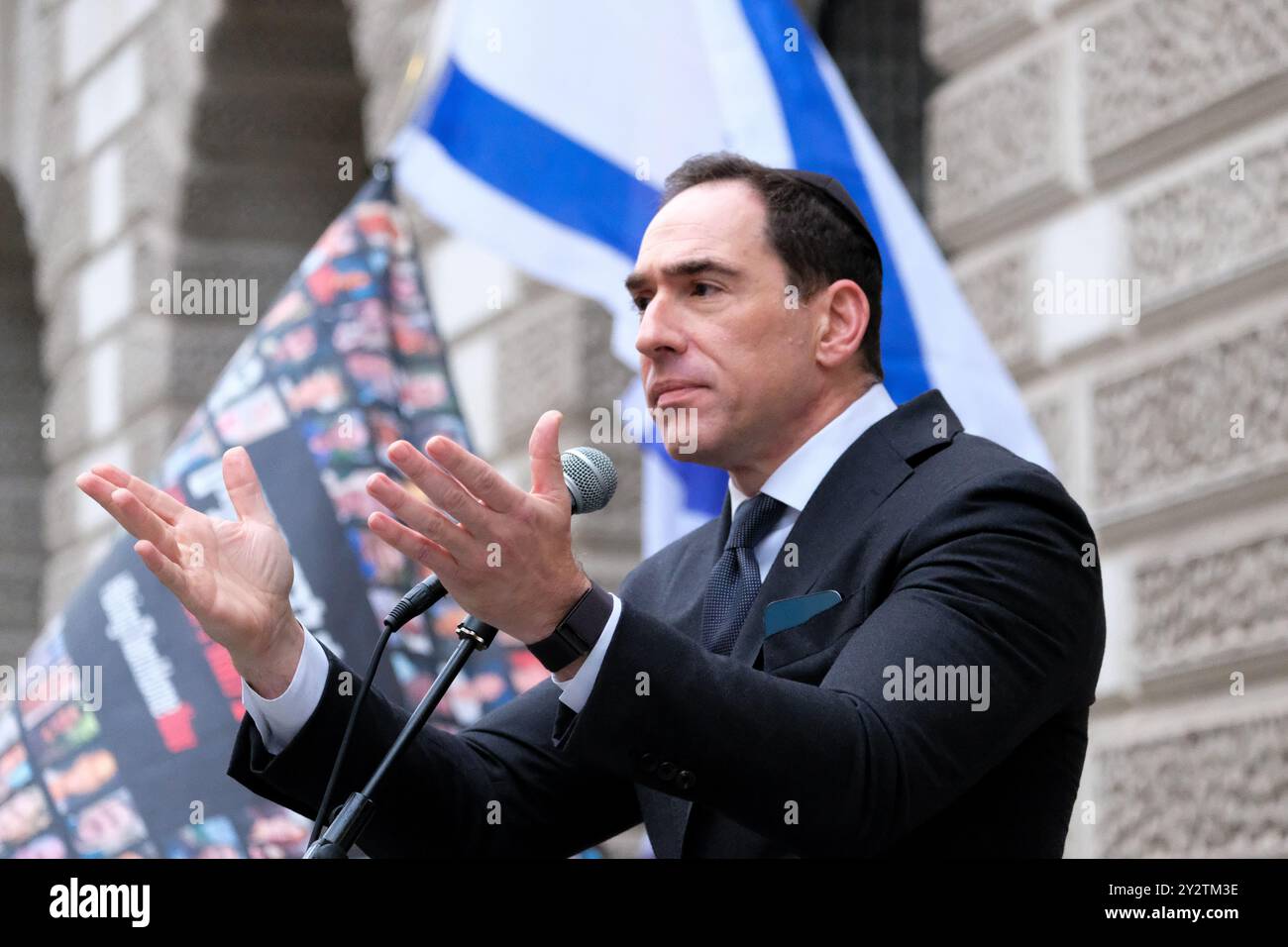 Rabbi joseph dweck hi-res stock photography and images - Alamy
