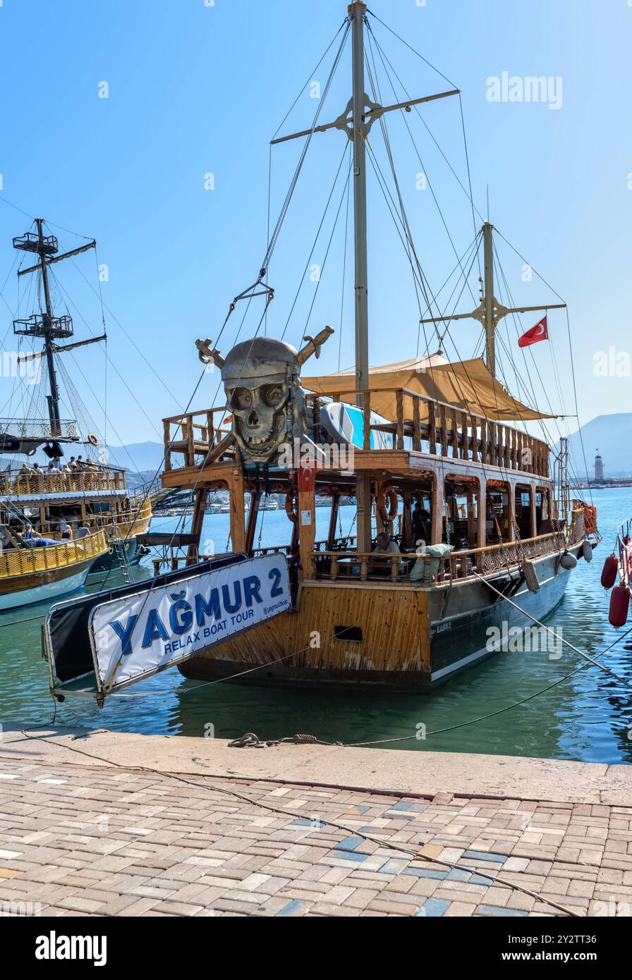 Large masted Pirate Ship Yagmur 2 at Alanya Marina Stock Photo - Alamy