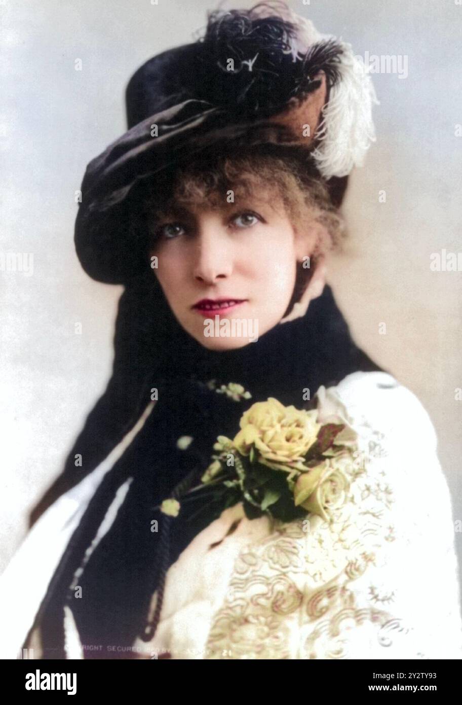 SARAH BERNHARDT (1844-1923) French stage actress in 1880. Photo: Sarony ...