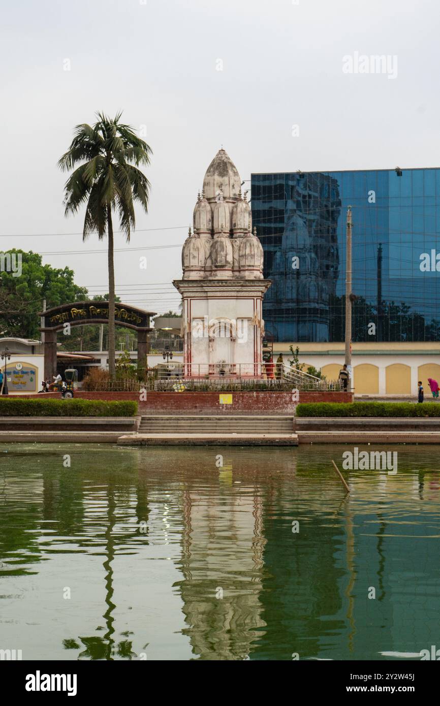 Math pukur hi-res stock photography and images - Alamy