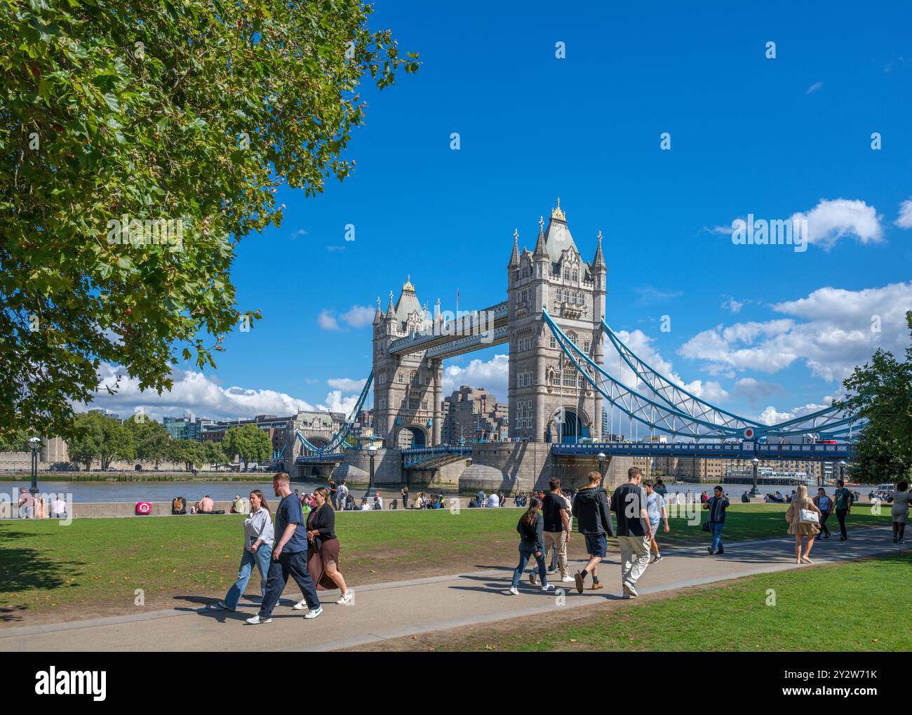 Tower Bridge, London. Tower Bridge from Queens Walk on the South Bank ...
