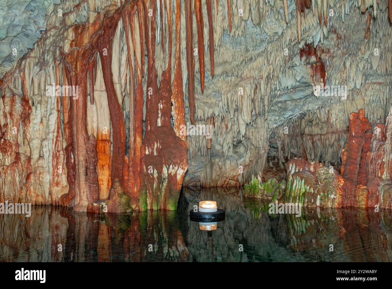 Diros caves, Mani peninsula, Peloponnese, Greece Stock Photo - Alamy