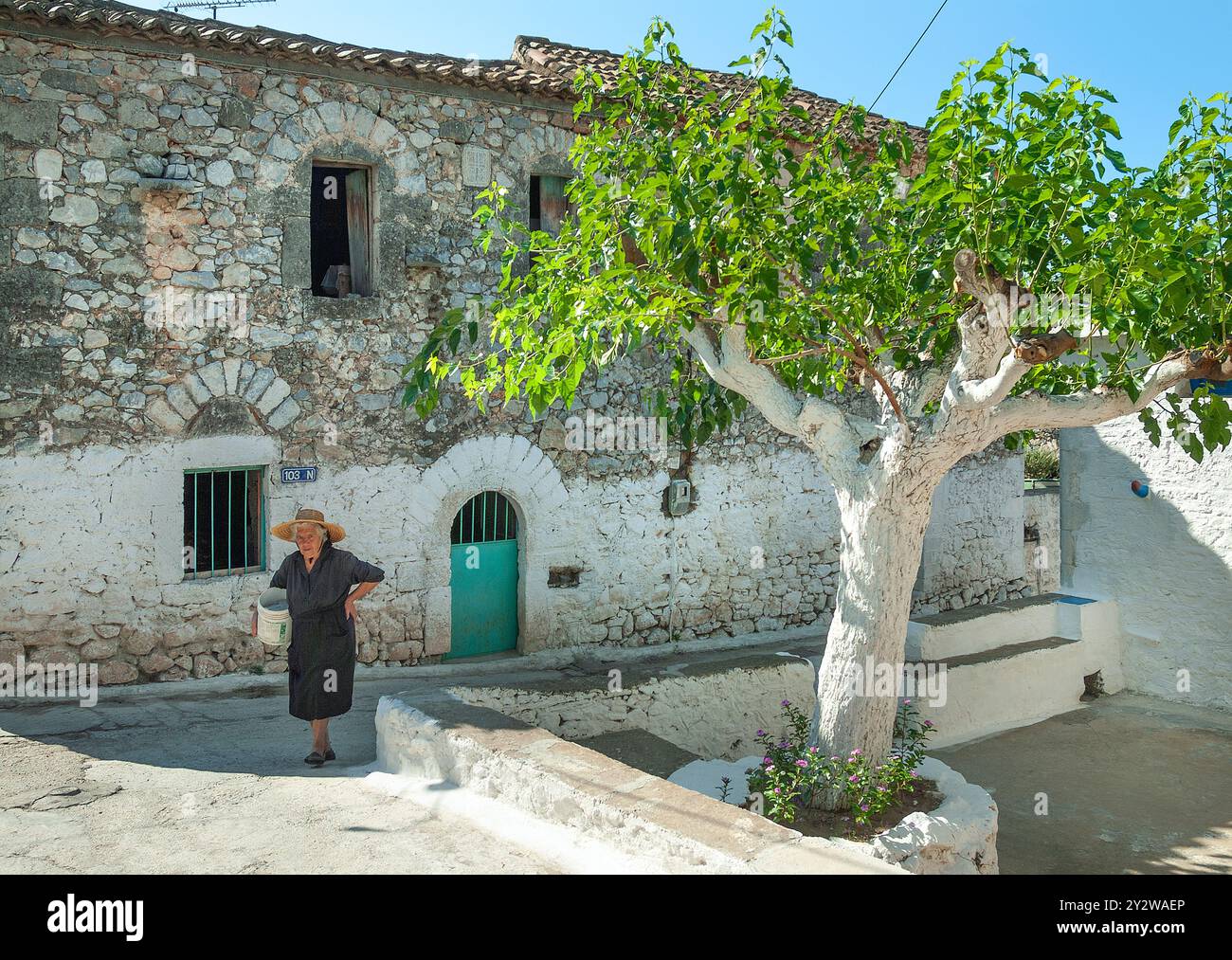 Neochori Village, Mani Peninsula, Peloponnese, Greece Stock Photo - Alamy