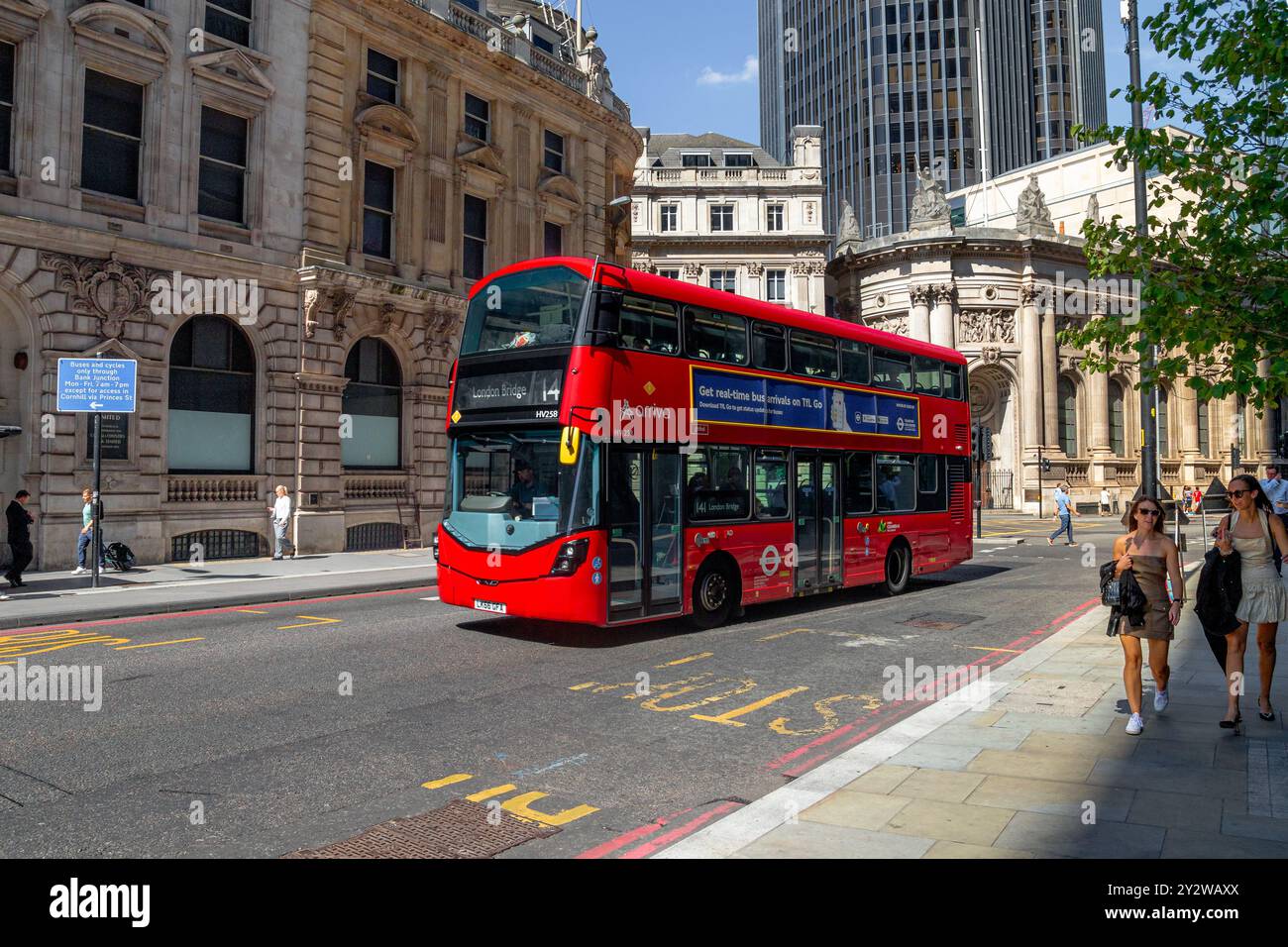 Bus route 141 hi-res stock photography and images - Alamy