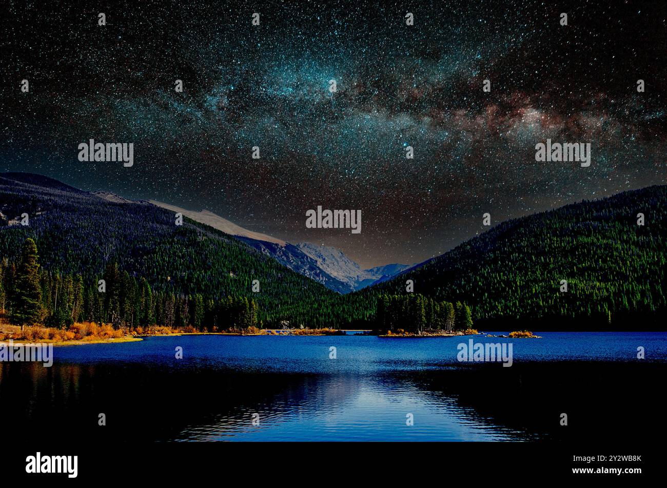 Starry sky over lake hi-res stock photography and images - Alamy