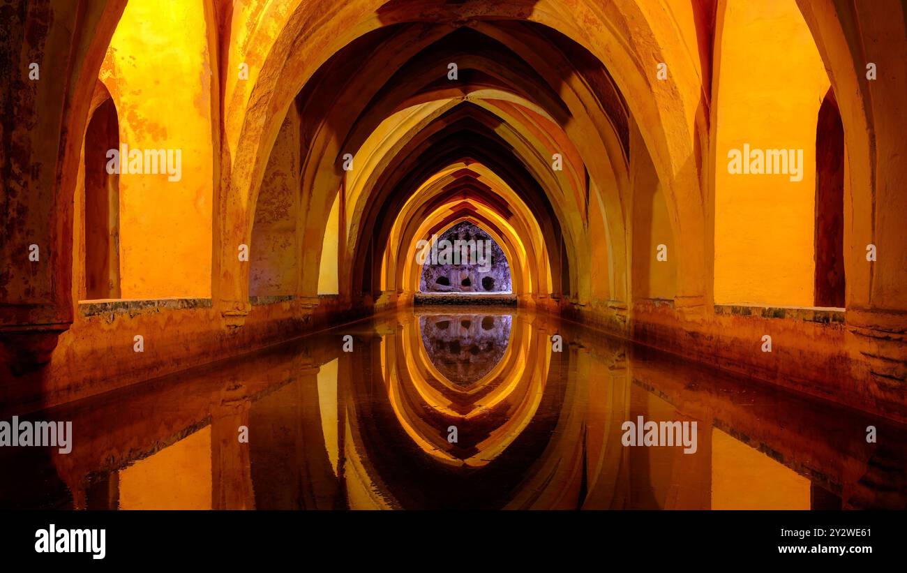 The historic baths of Dona Maria de Padilla in Alcazar of Seville Stock ...