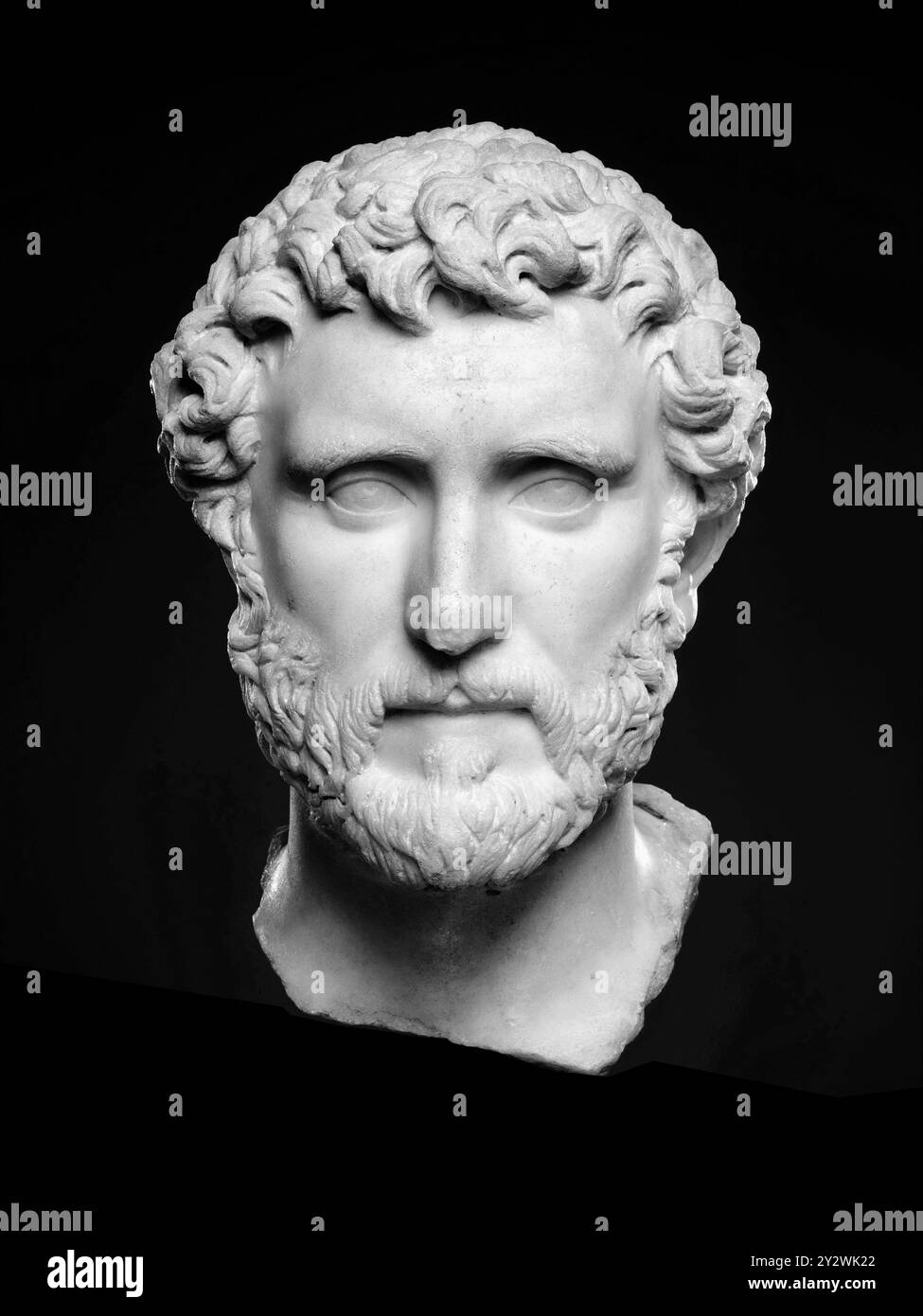 Dynasty emperor cultural Black and White Stock Photos & Images - Alamy