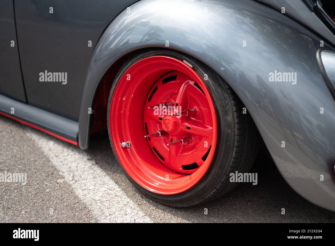 Throat rims hi-res stock photography and images - Alamy