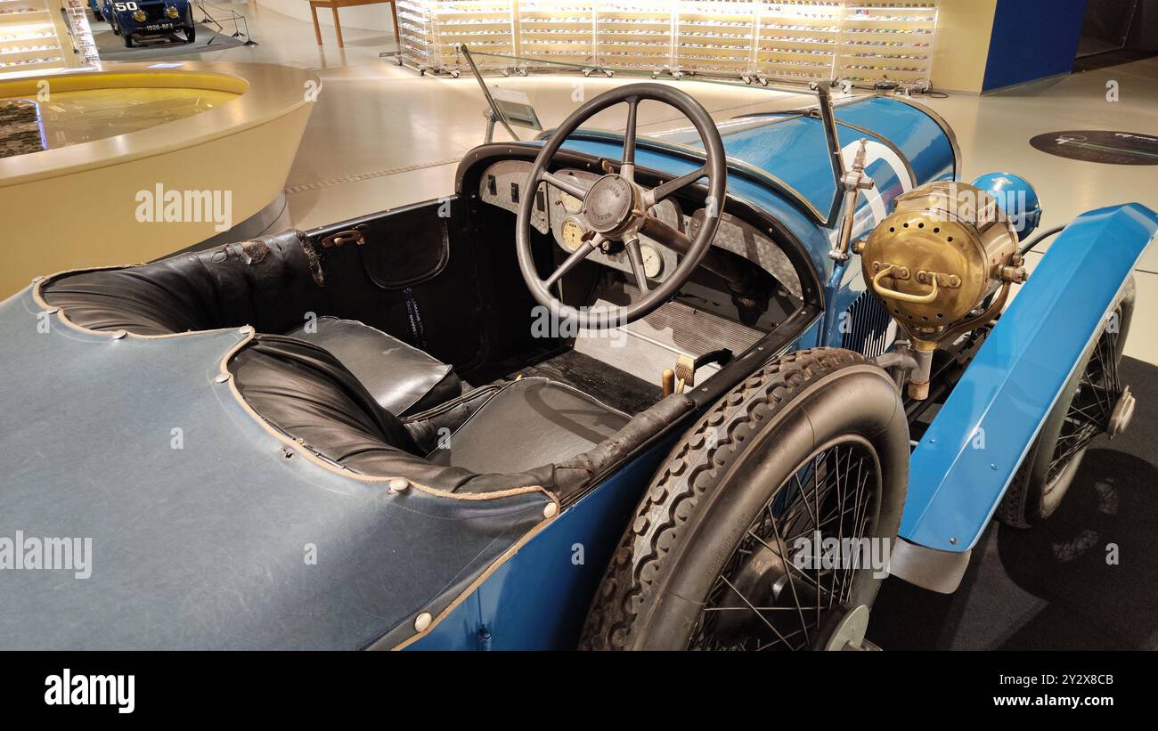 Detail of the interior and cockpit of the historic blue Chenard ...