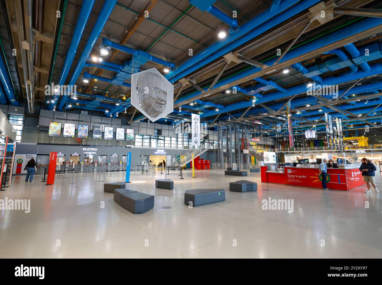 Paris centre pompidou interior hi-res stock photography and images - Alamy