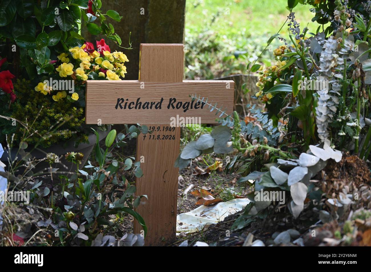 Grab Kabarettist Richard Rogler 1949 - 2024 auf dem Kölner ...