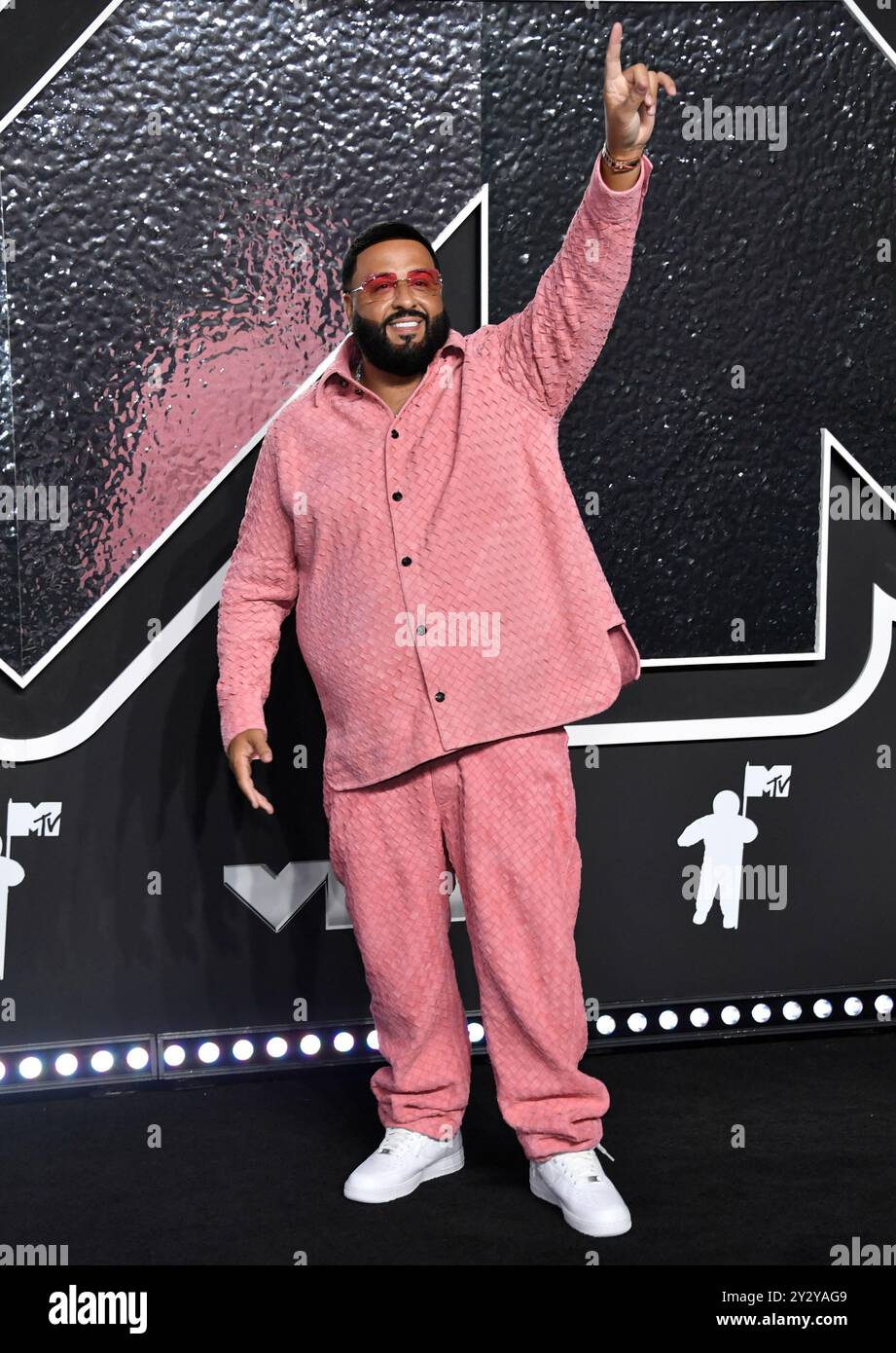 DJ Khaled arrives at the MTV Video Music Awards on Wednesday, Sept. 11 ...