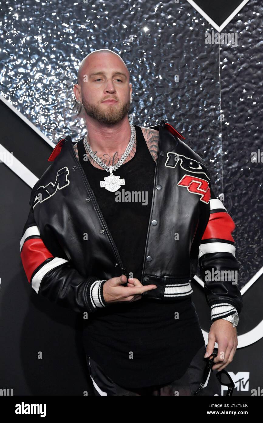 Chet Hanks arrives at the MTV Video Music Awards on Wednesday, Sept. 11 ...