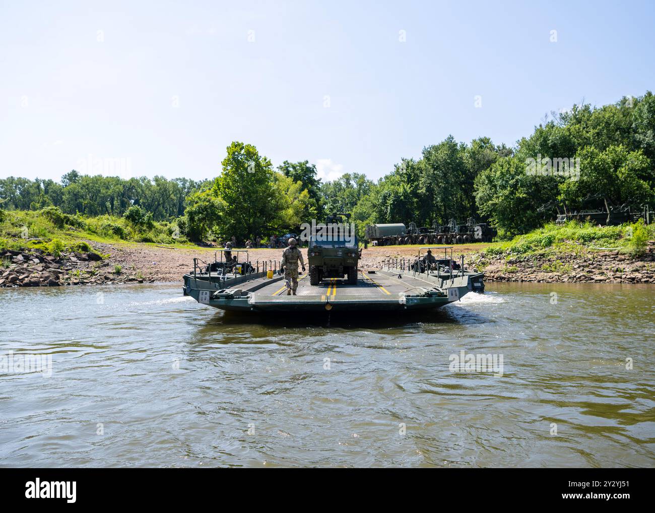 Army reserve soldiers cross hi-res stock photography and images - Alamy