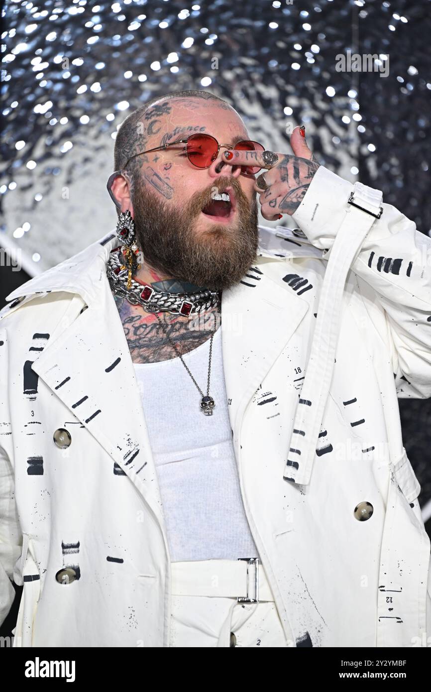 Teddy Swims attending the MTV Video Music Awards 2024 held at the UBS ...