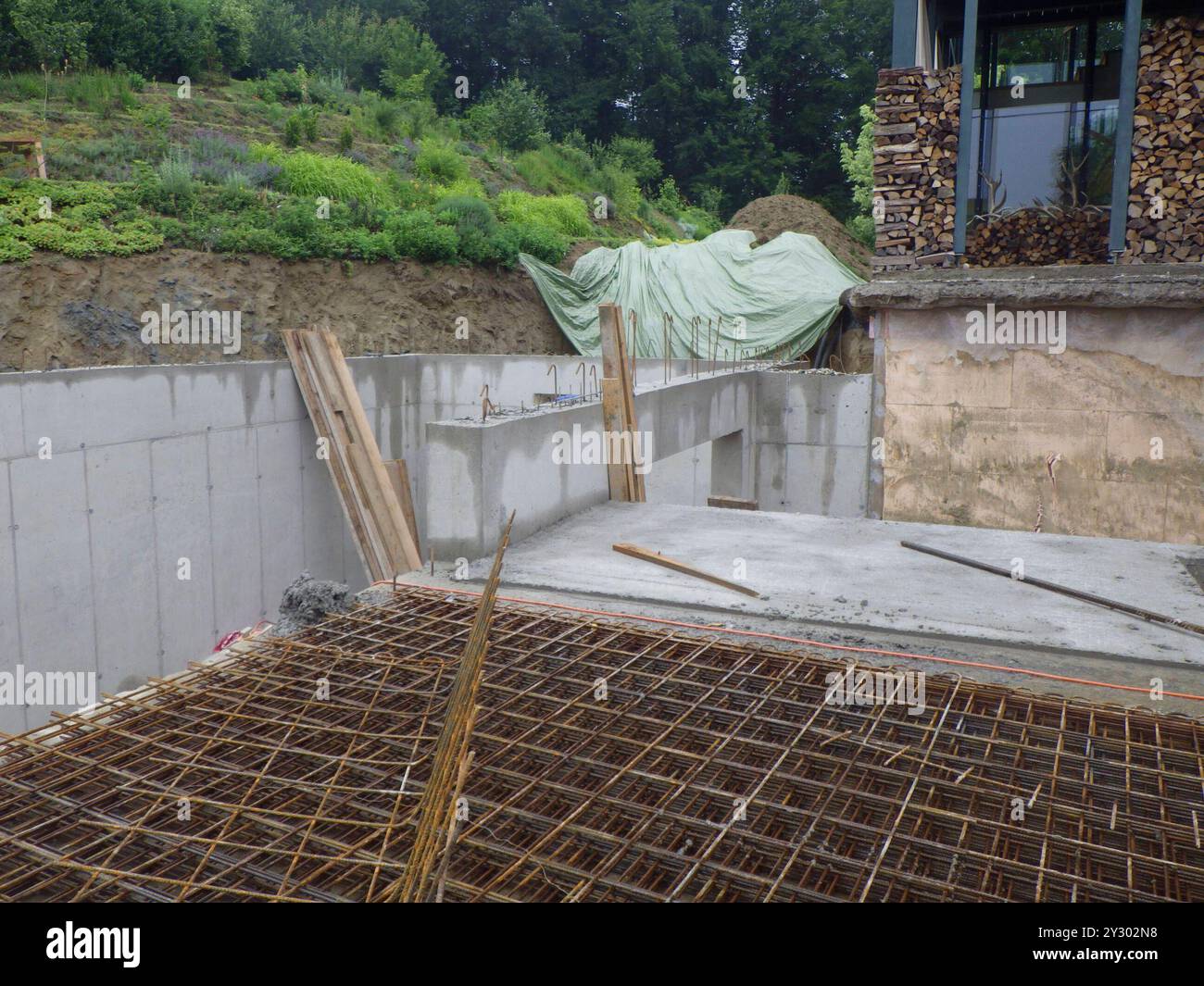 concrete engineering or concrete construction, building architecture in ...