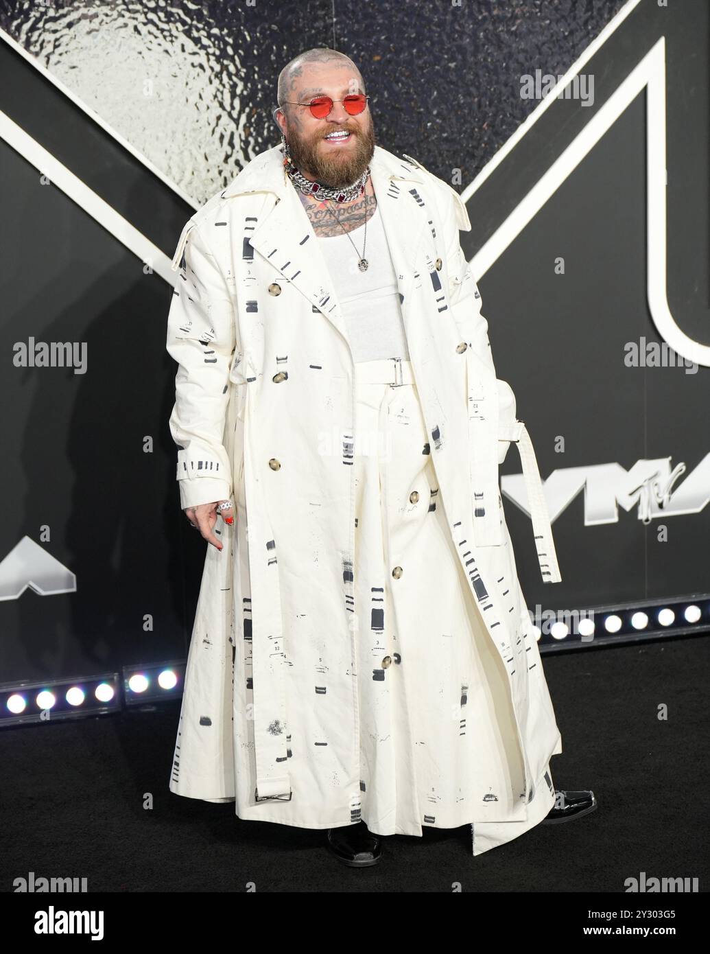 Elmont, United States. 11th Sep, 2024. Teddy Swims arrives on the red ...