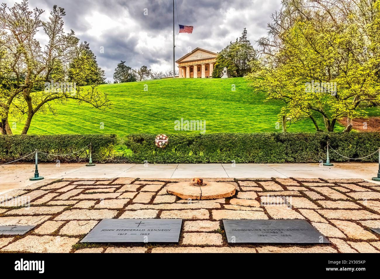 President John F Kennedy His Wife Graves Eternal Flame Lee House ...