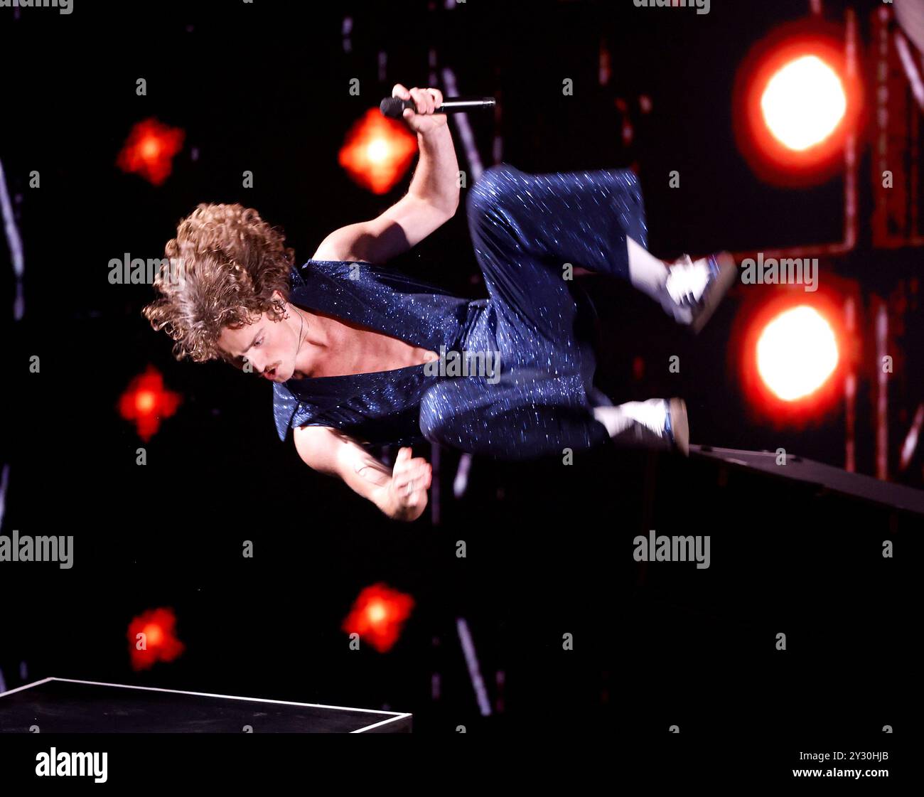 Elmont, United States. 11th Sep, 2024. Benson Boone performs on stage ...