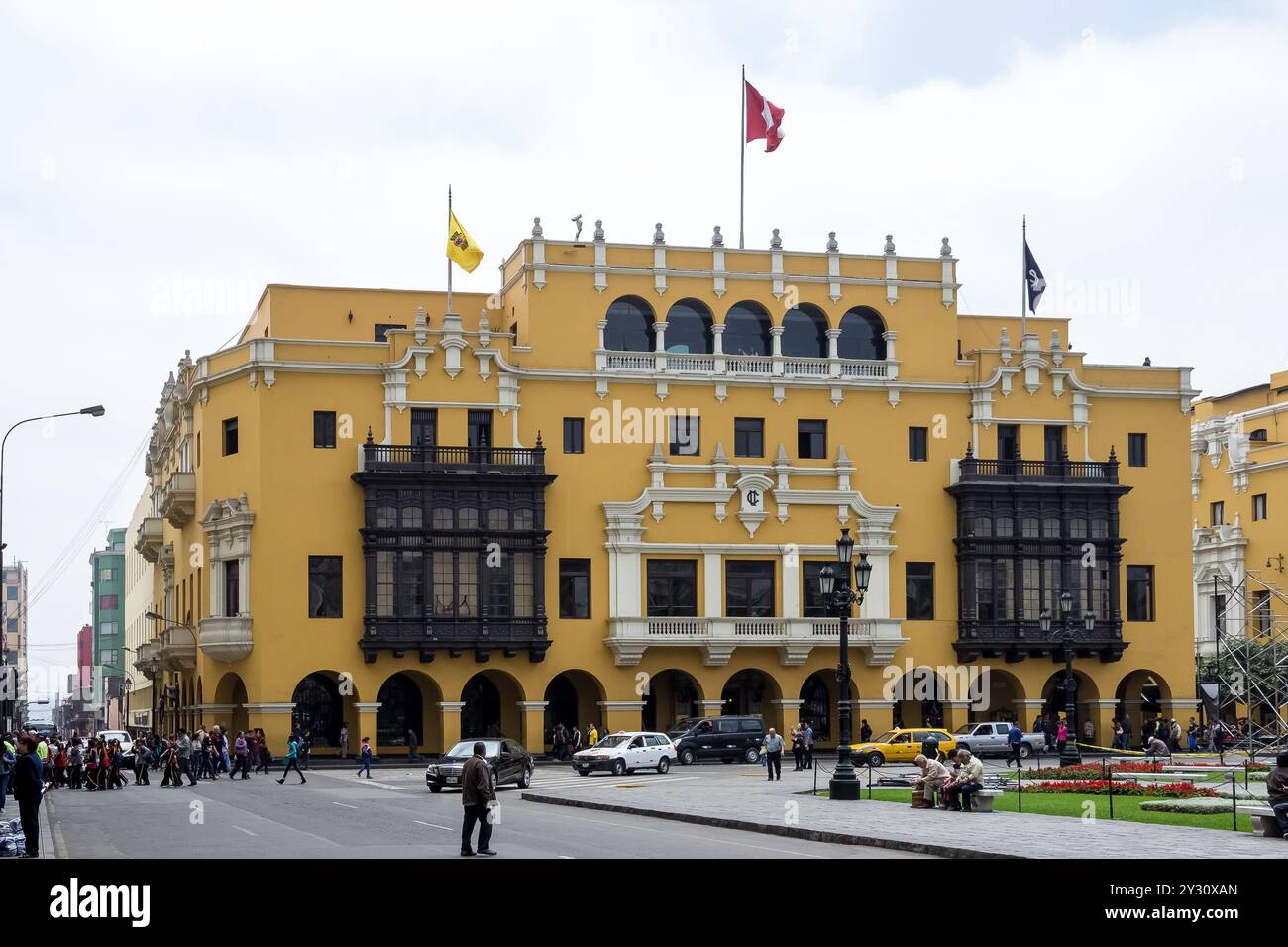 Architectural detail of the historic buildings surrounding Plaza Mayor ...