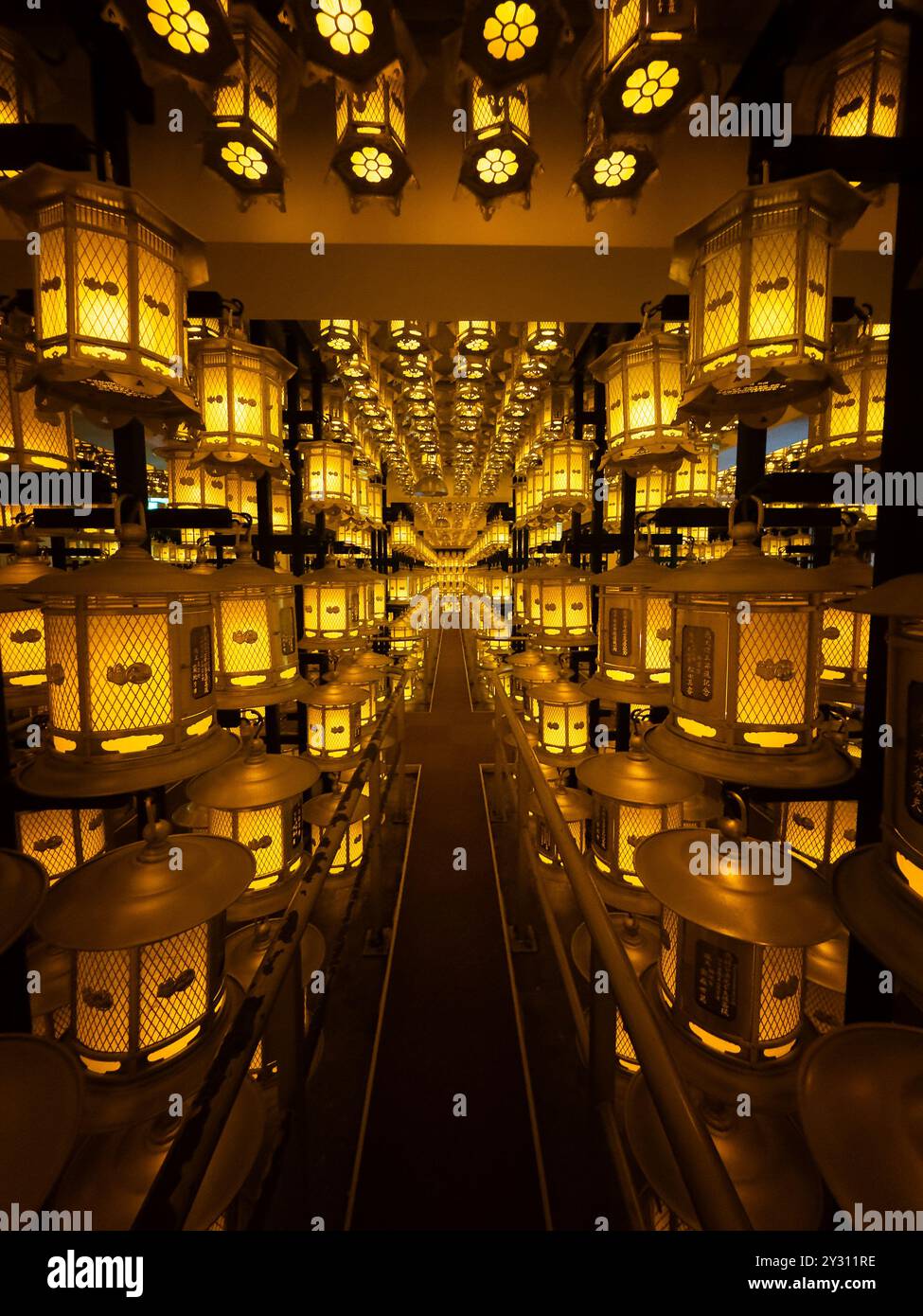 Torodo Hall, the Hall of Lanterns, in Okunoin, Wakayama, Japan Stock ...