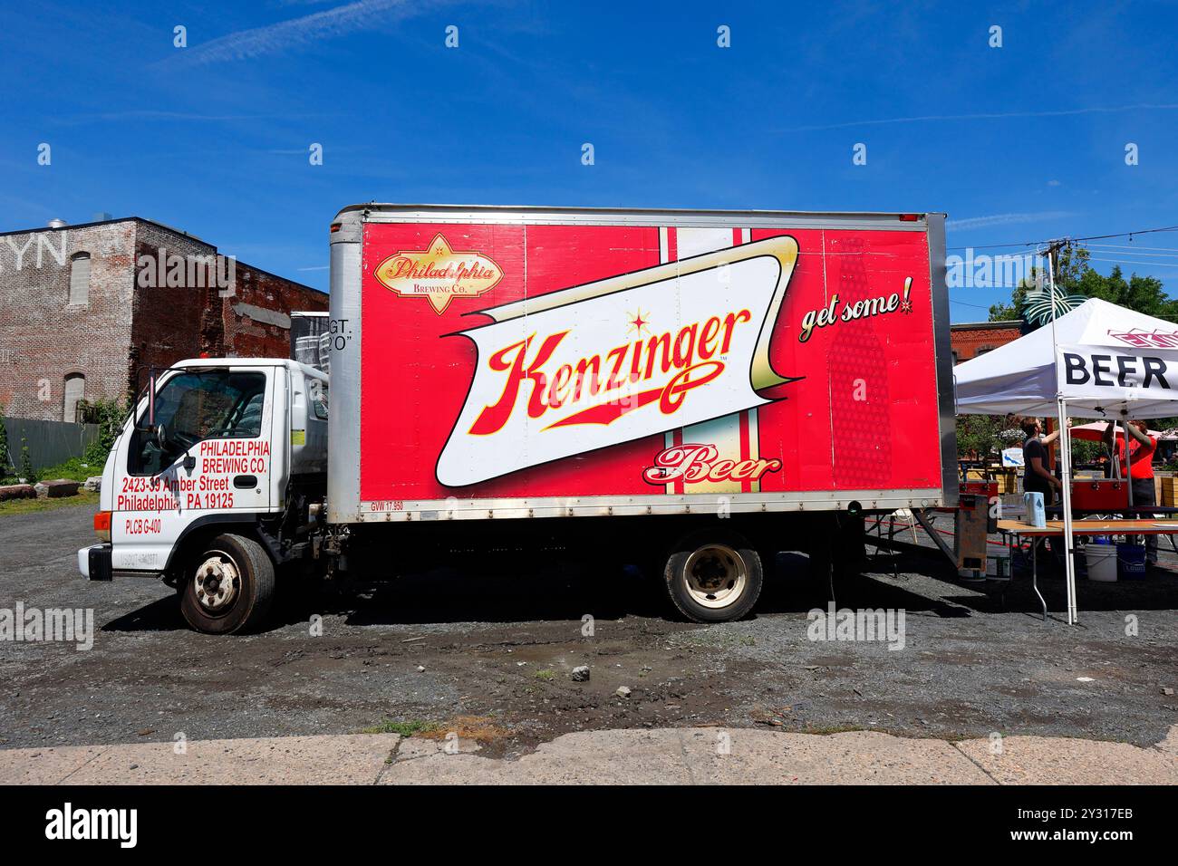 Beer truck hi-res stock photography and images - Alamy