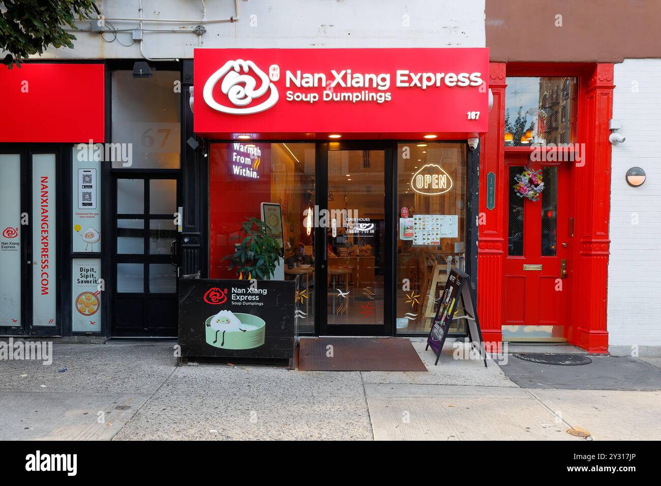 Nan Xiang Express, 167 Grand St, Brooklyn. NYC storefront photo of a ...